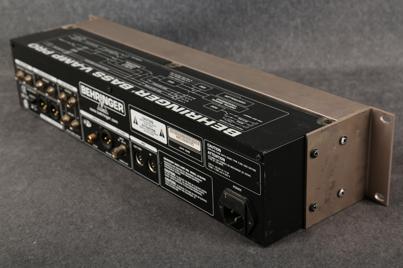 Behringer Bass V-AMP Pro Rackmount Amp Modeler & Multi-Effect 2nd Hand ...