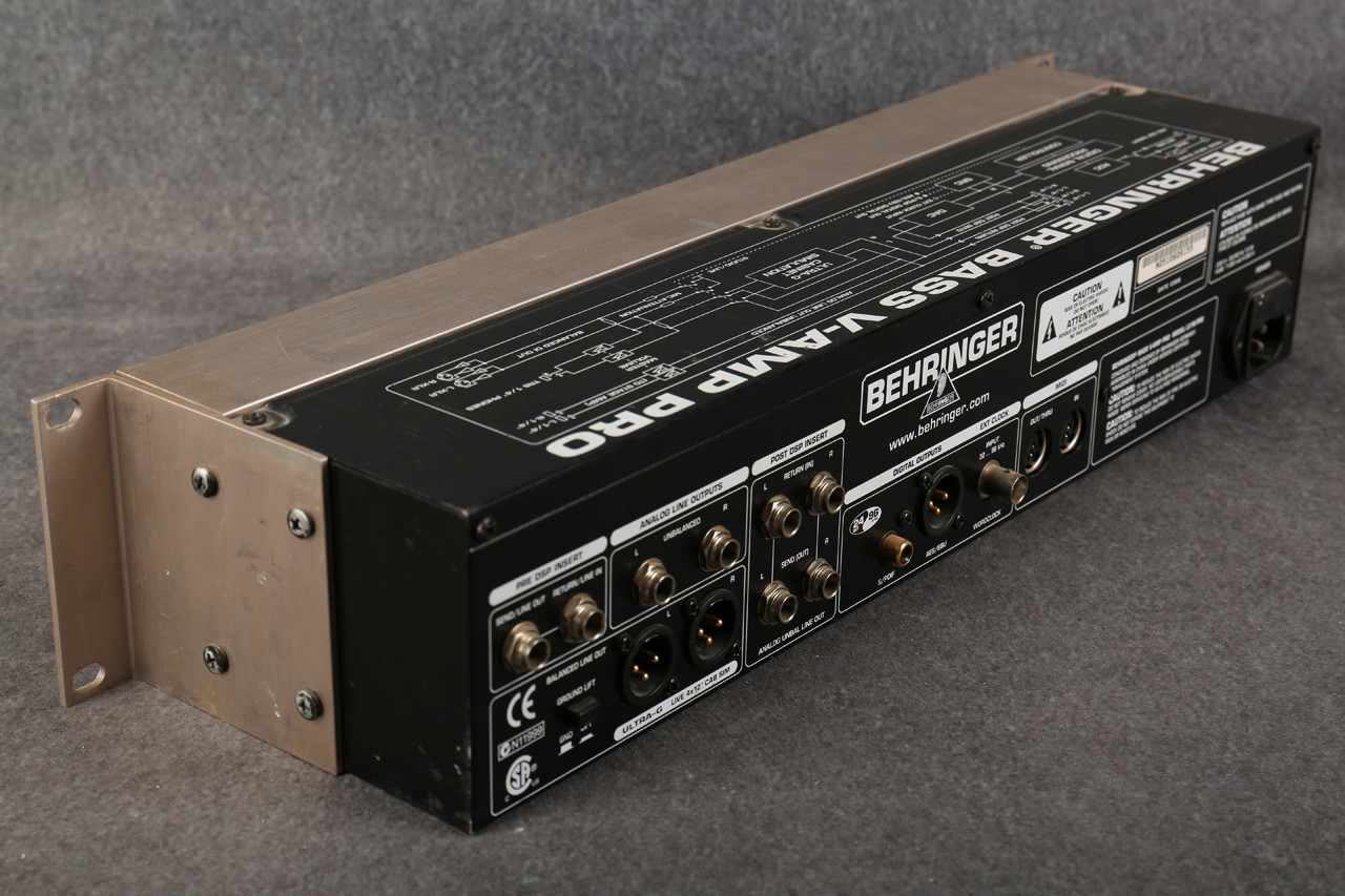 Behringer Bass V-AMP Pro Rackmount Amp Modeler & Multi-Effect 2nd Hand ...