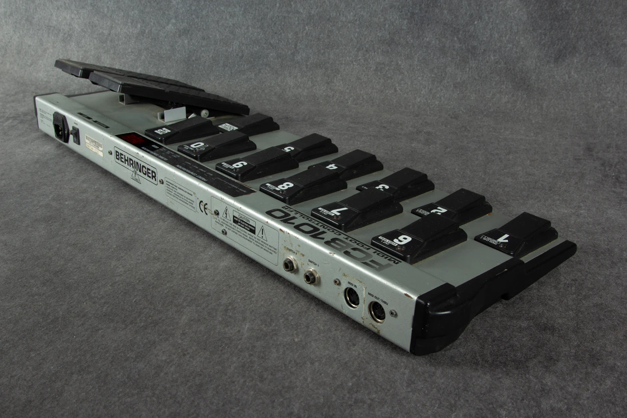 Behringer FCB1010 MIDI Foot Controller 2nd Hand | Rich Tone Music