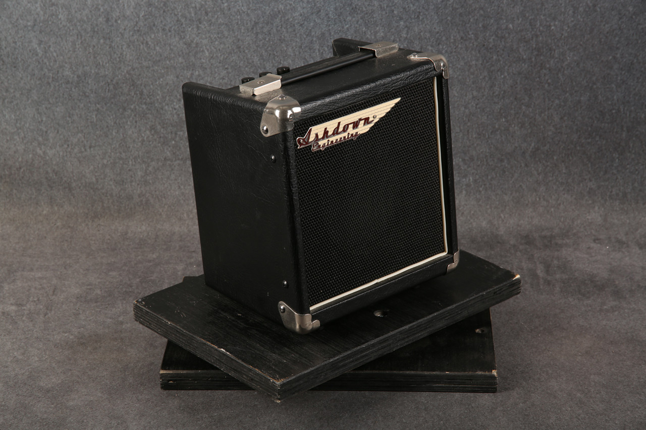 Ashdown Tourbus 10 Bass Combo Amplifier 2nd Hand | Rich Tone Music