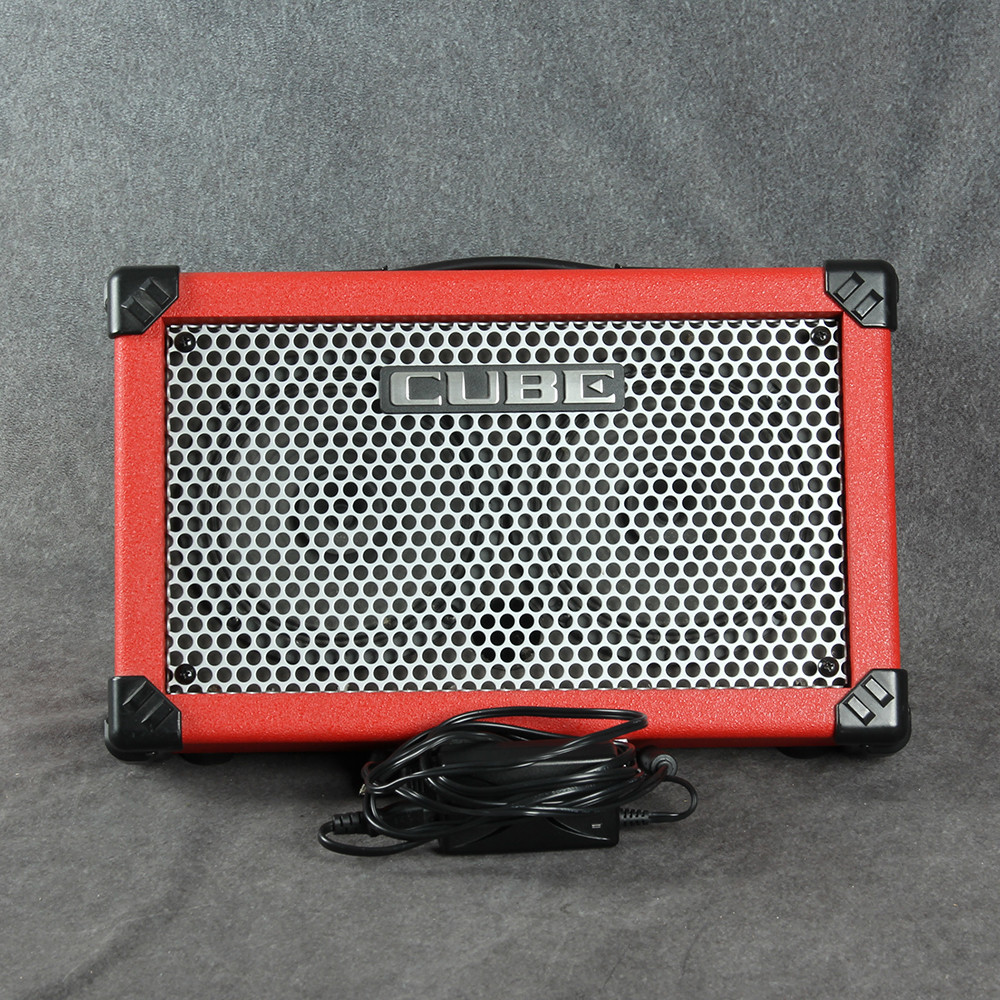 Roland Street Cube Stereo Amplifier Red 2nd Hand 2nd Hand | Rich Tone Music