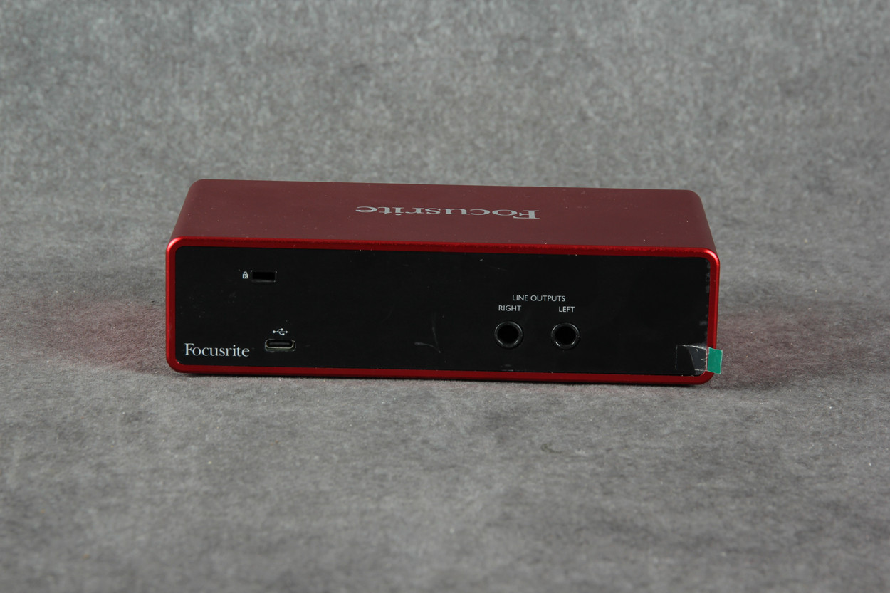 Focusrite Scarlett 2i2 Gen 3 Audio Interface 2nd Hand | Rich Tone Music