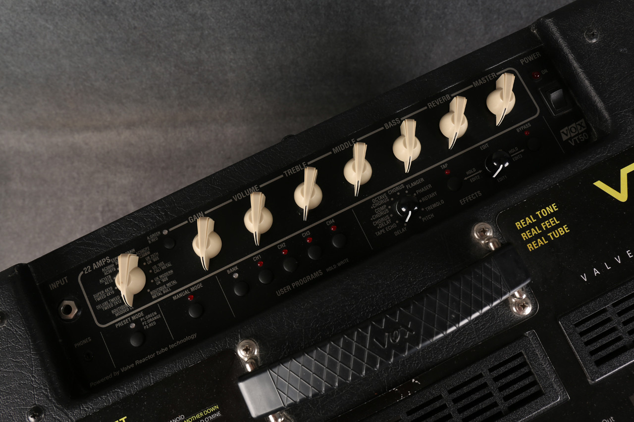 Vox Valvetronix VT50 Combo Amplifier Vox VFS5 Footswitch 2nd Hand ...