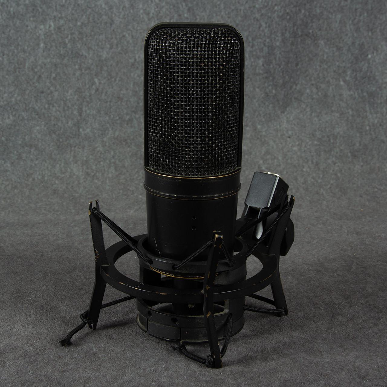 Audio-Technica AT4033a Condenser Microphone Shock Mount 2nd Hand | Rich ...