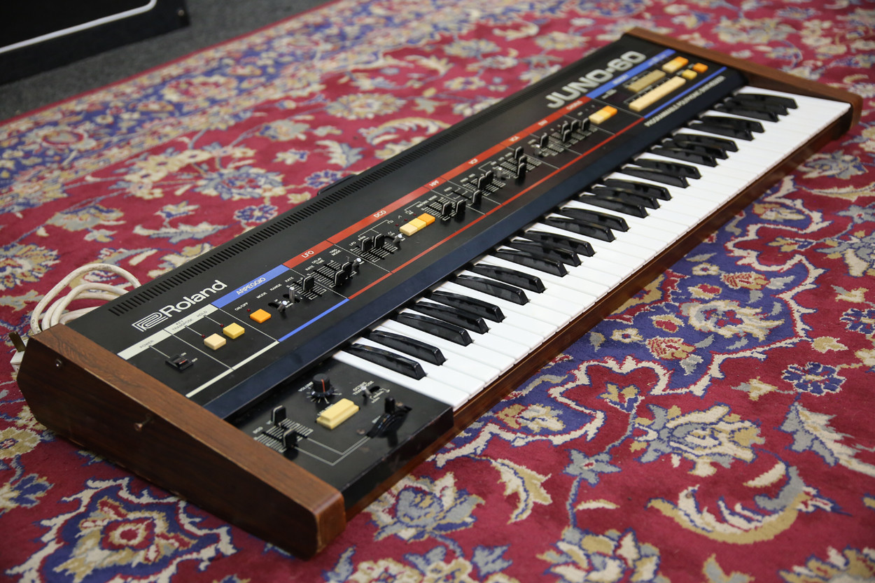 Roland Juno 60 Polyphonic Synthesizer 2nd Hand | Rich Tone Music