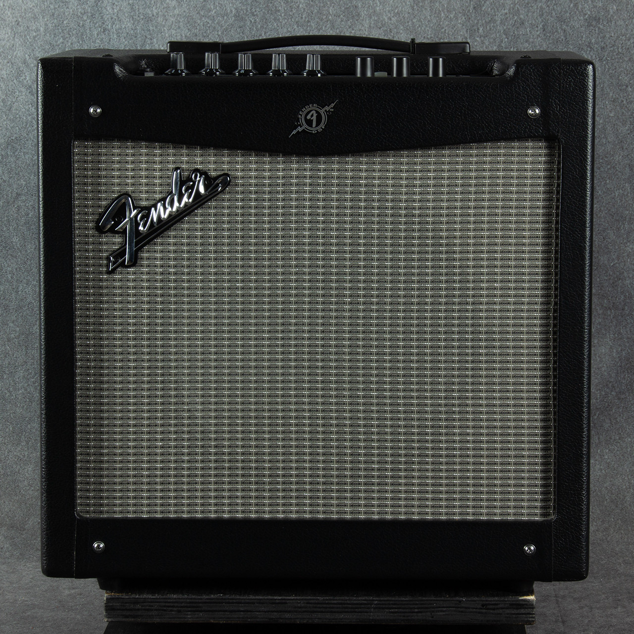 Fender Mustang II V.2 Modelling Combo 2nd Hand | Rich Tone Music