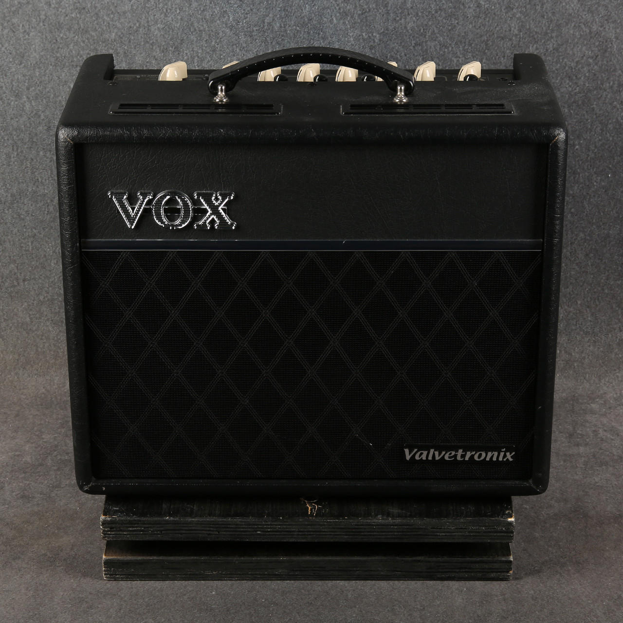 Vox Valvetronix VT20+ Modelling Combo 2nd Hand | Rich Tone Music