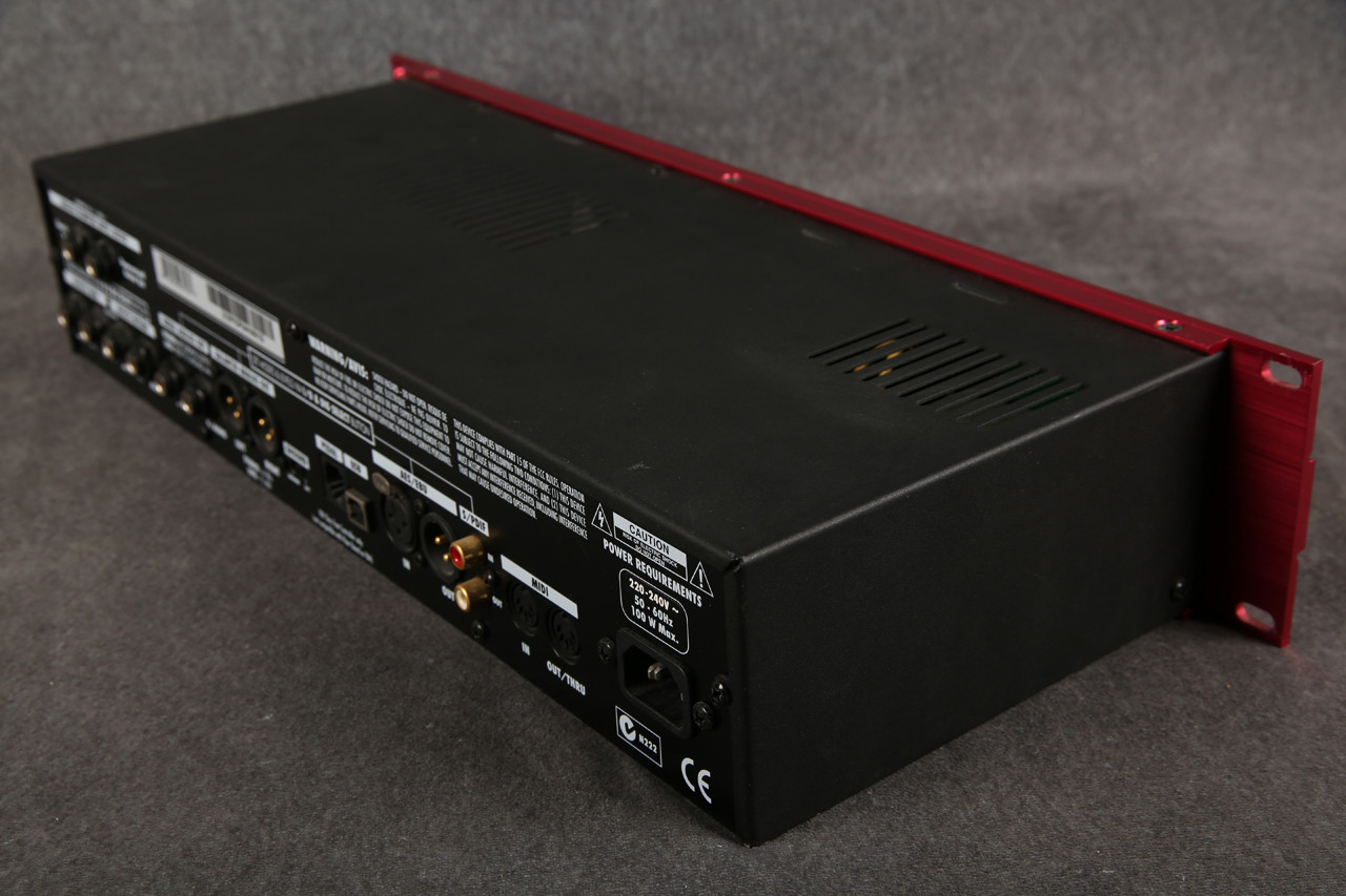 Line 6 Pod XT Pro Rackmount Multi-FX & Amp Modeler 2nd Hand | Rich Tone ...
