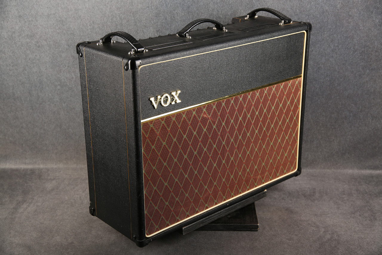 Vox Custom Classic Series AC30CC2 Valve Amplifier 2nd Hand | Rich Tone ...