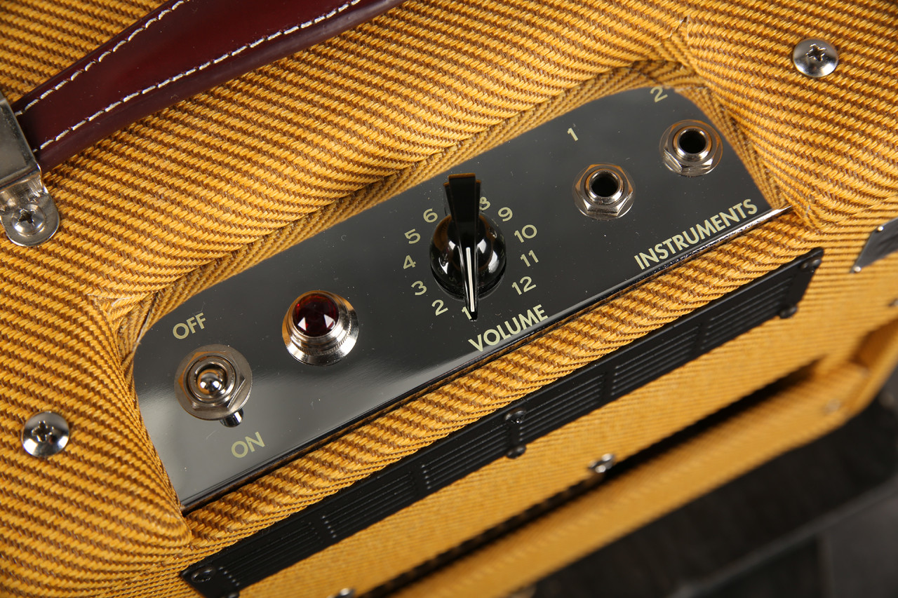 Fender '57 Custom Champ Lacquered Tweed 2nd Hand | Rich Tone Music