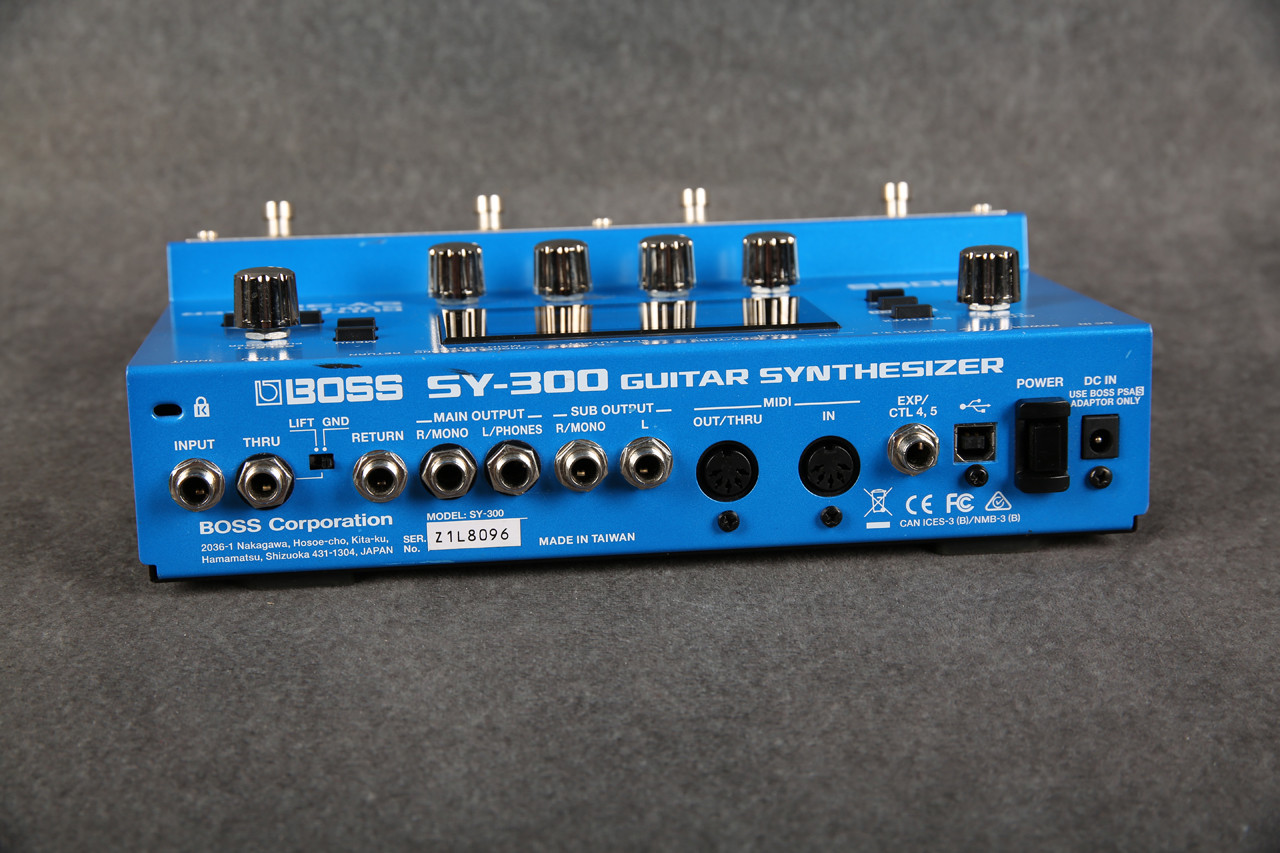 Boss SY-300 Guitar Synthesizer 2nd Hand | Rich Tone Music