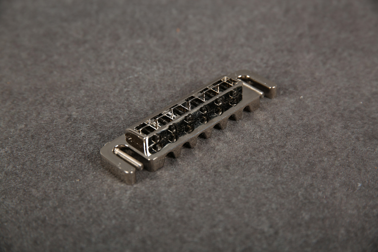 Leo Quan Badass Wraparound Bridge with SAE Locking Studs 2nd Hand ...