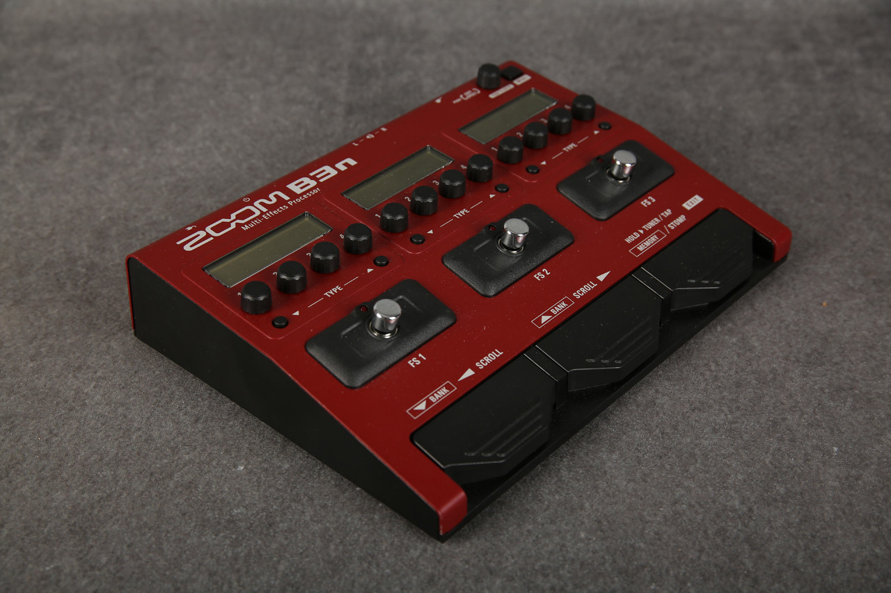 Zoom B3n Bass Multi Effects Pedal 2nd Hand | Rich Tone Music