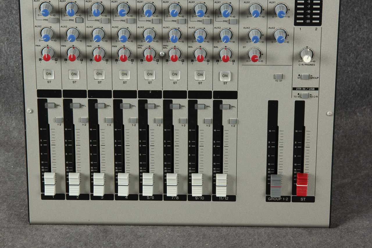 Yamaha MW12 USB Mixing Studio Desk 2nd Hand | Rich Tone Music