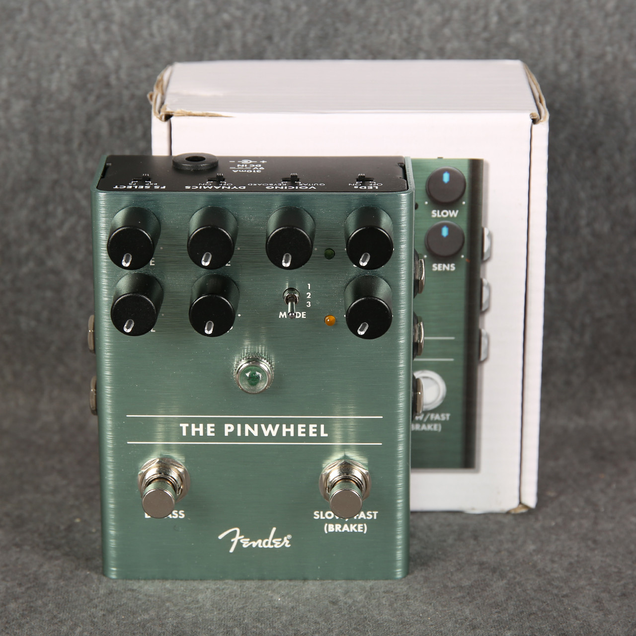 Fender The Pinwheel Rotary Speaker Emulator Pedal 2nd Hand | Rich Tone ...