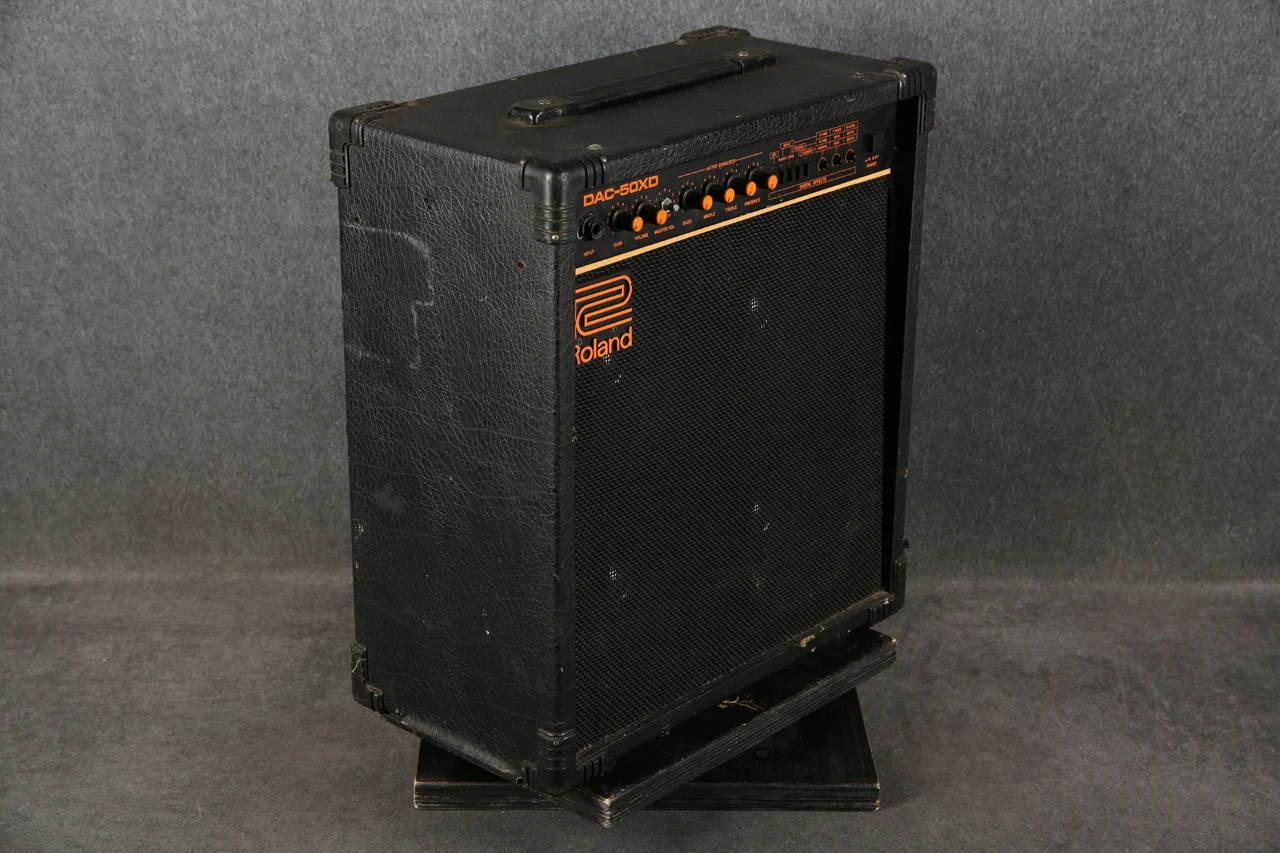 Roland DAC-50XD Combo Amplifier 2nd Hand | Rich Tone Music