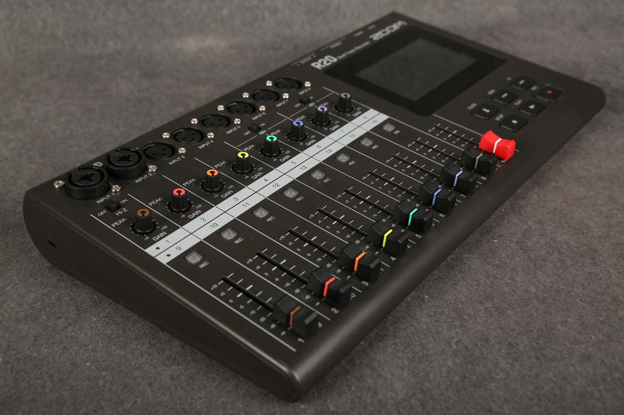 Zoom R20 Multi-Track Recorder 2nd Hand | Rich Tone Music