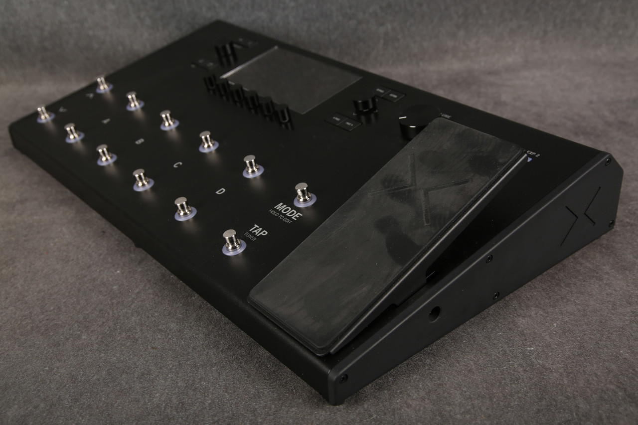 Line 6 Helix LT Multi-Effects Processor 2nd Hand | Rich Tone Music