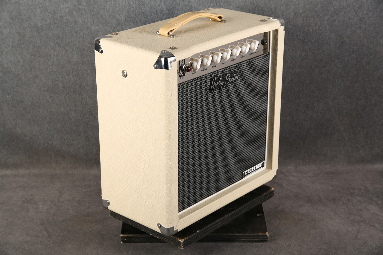 Harley Benton Tube 15 Combo 2nd Hand | Rich Tone Music