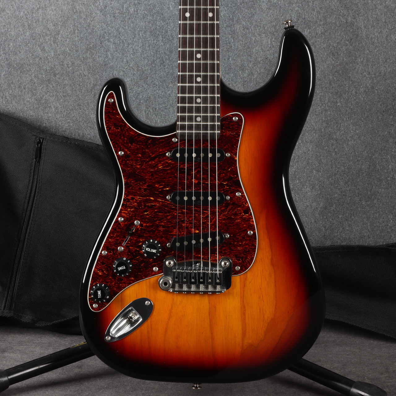 G&L Electric Guitars | Rich Tone 2nd Hand