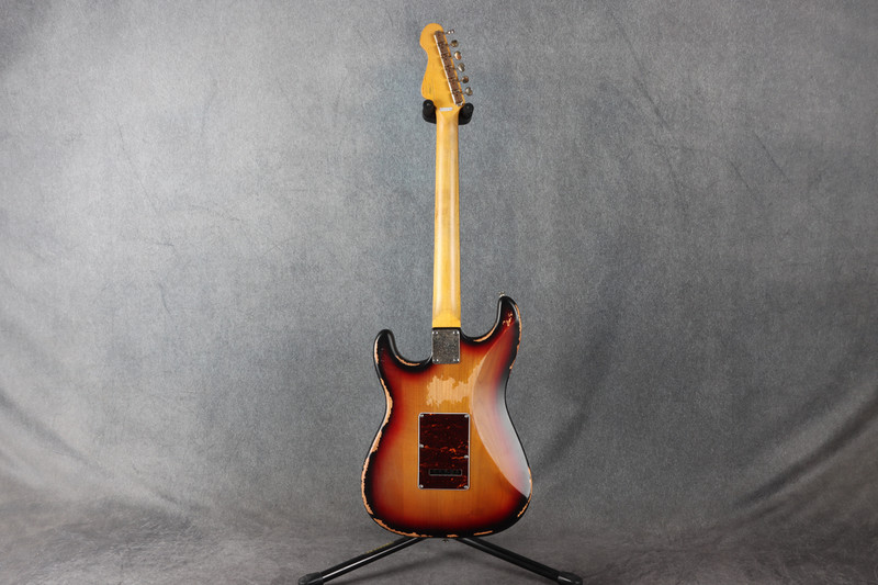 Vintage V6 ICON Electric Guitar Distressed Sunburst 2nd Hand | Rich ...