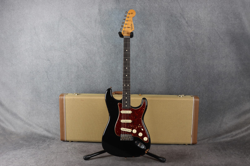 Fender Custom Shop 63 Stratocaster Relic Black 2nd Hand | Rich Tone Music