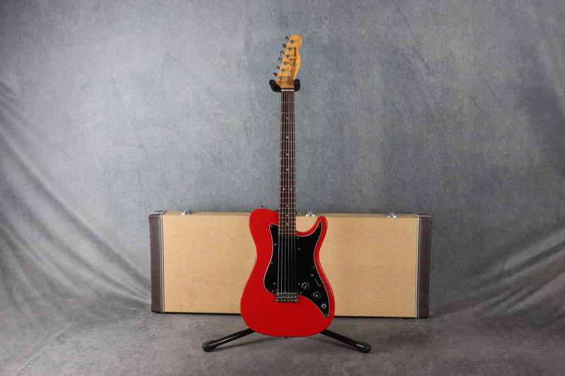 Fender Bullet Deluxe Dakota Red 2nd Hand | Rich Tone Music