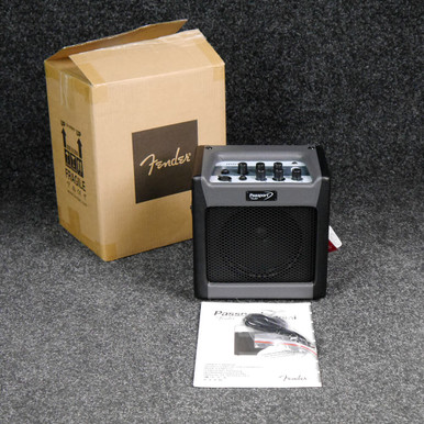 Fender Passport Mini PA System Battery Amplifier w/Box - 2nd Hand