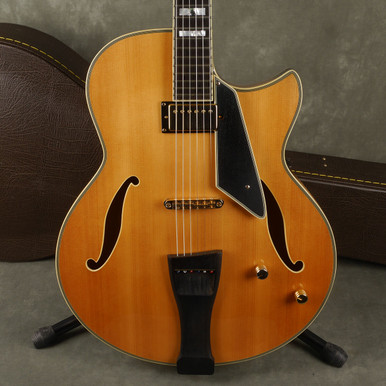 Peerless Robert Conti Equity - Natural w/Hard Case - 2nd Hand