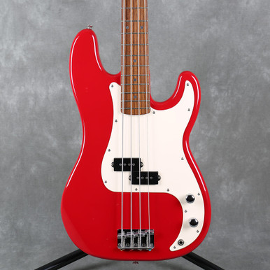 Squier Affinity P-Bass Red 2nd Hand | Rich Tone Music