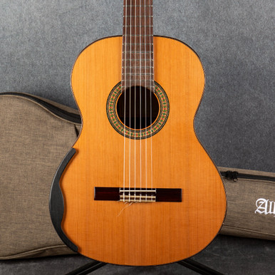 Alhambra 3C Classical Guitar 2nd Hand | Rich Tone Music
