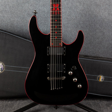Schecter C1 She Devil Black 2nd Hand | Rich Tone Music