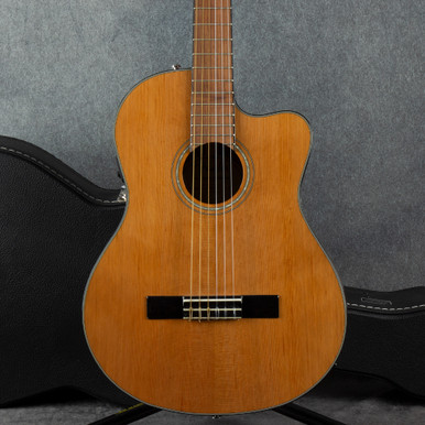 Fender CN-140SCE Thinline Electro Nylon Guitar 2nd Hand | Rich Tone Music