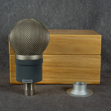 SE Electronics Titan Microphone 2nd Hand | Rich Tone Music