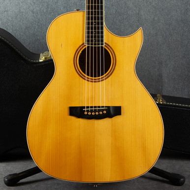 Guild CV-2C Electro Acoustic Natural 2nd Hand | Rich Tone Music