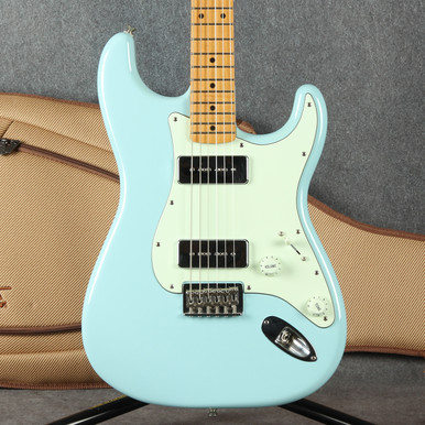 Fender Vintera Stratocaster P90 Daphne Blue 2nd Hand | Rich Tone Music
