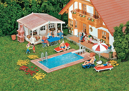 W272-180542 Swimming Pool & Utility Shed - Kit - Modellbahn Ott Hobbies