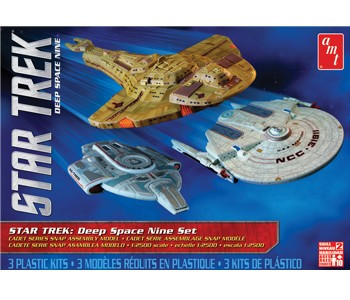 AMT-764 1/2500 Star Trek Deep Space Nine: USS Saratoga, USS Defiant ...