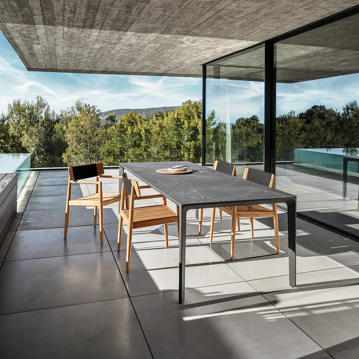 Gloster Carver/Archi 5-Piece Rectangular Dining Set | AuthenTEAK