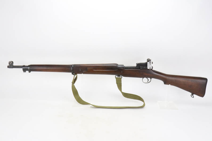 US Rifles From WW1 & WW2: M1 Garand, M1 Carbine, M1903 Springfield ...