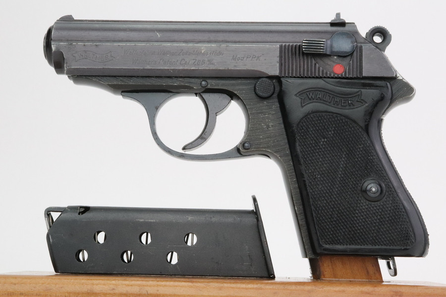 Hand Guns - Walther PPK - Legacy Collectibles
