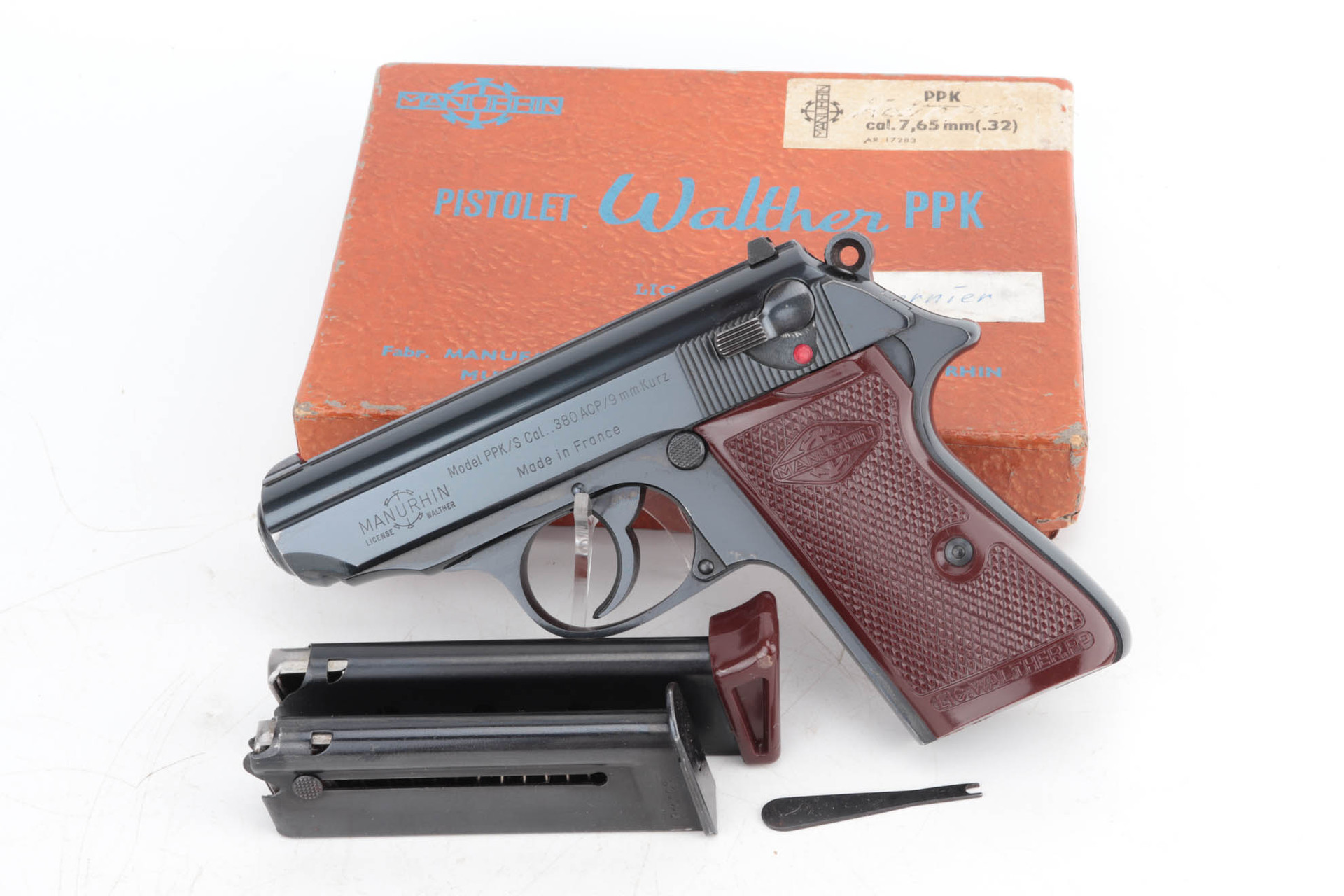 Hand Guns - Walther PPK - Legacy Collectibles