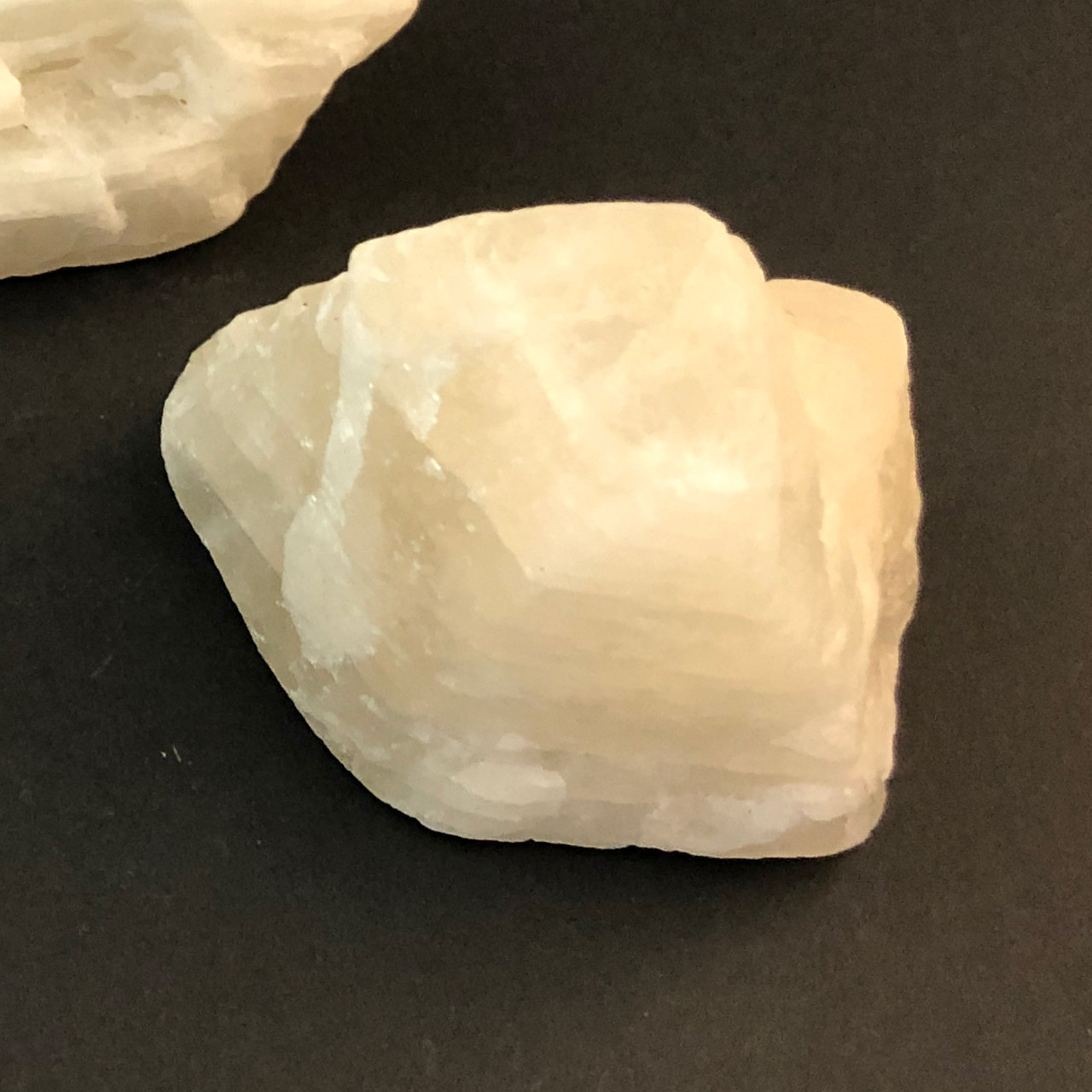 Moonstone crystal meaning | Lesca Crystals Brisbane