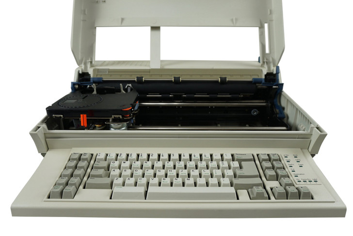 IBM Wheelwriter 1500 Typewriter - Typewriters.com