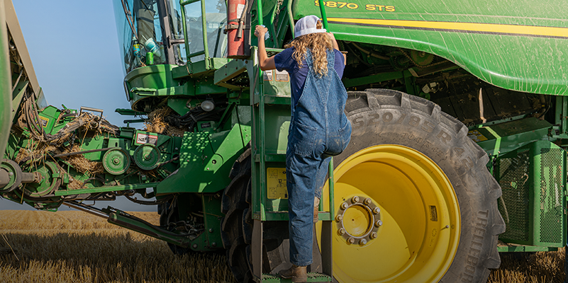 5 Ways to Teach Kids About Farming and Agriculture - KEY Apparel