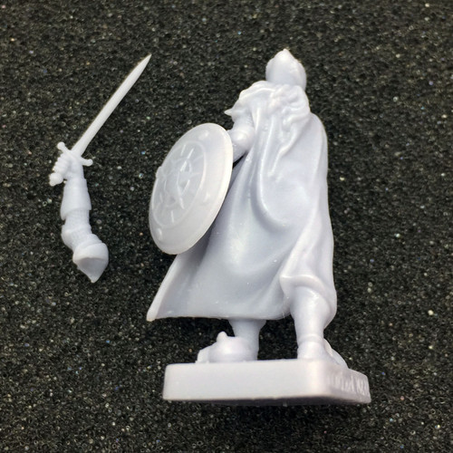 ELLADAN™ at PELENNOR FIELDS™ UV resin vignette