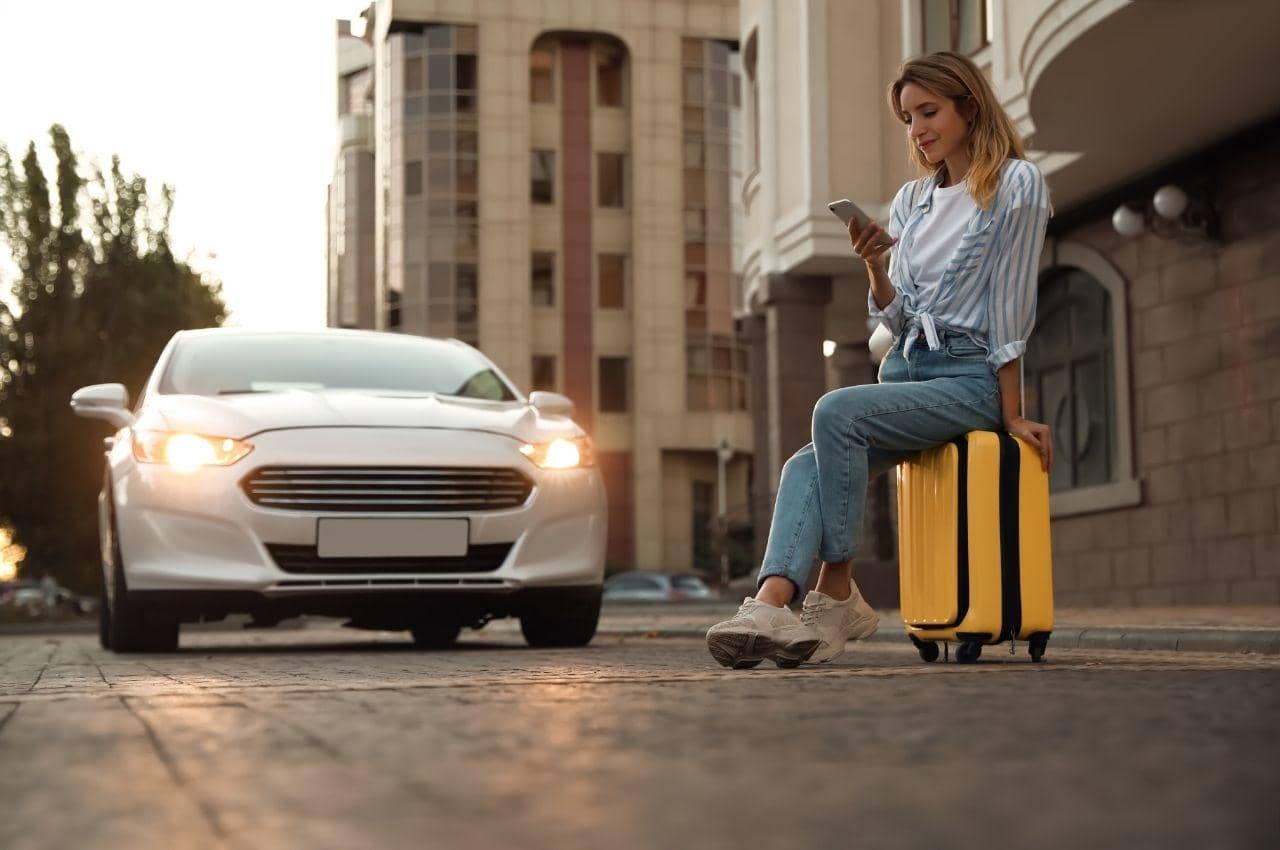 The Advantages of a Rideable Suitcase - Smartwheel Canada