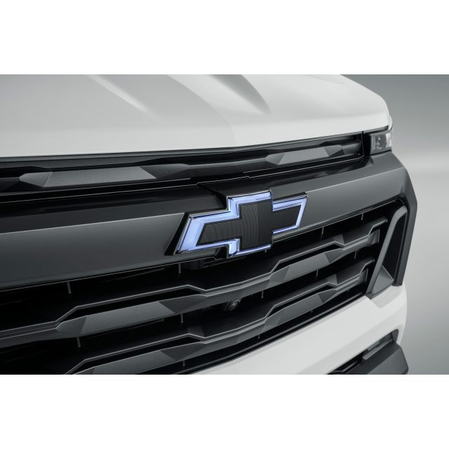 2021-2024 Chevrolet Colorado Bowtie Emblem - Free Shipping | Auto ...