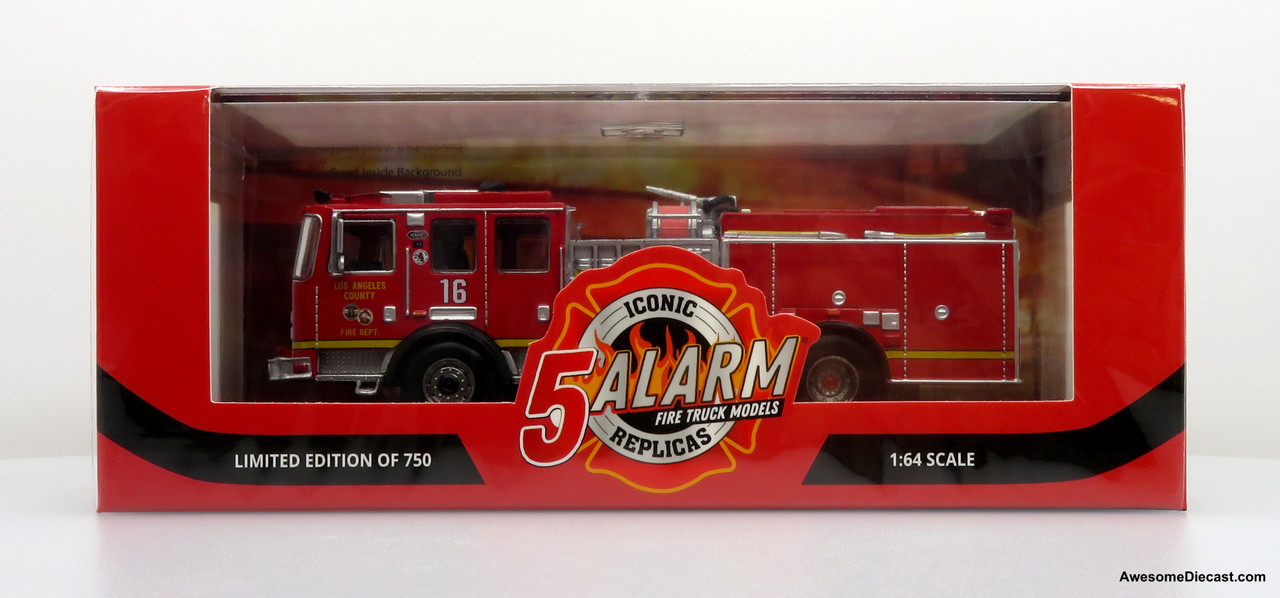 Iconic Replicas 1:64 KME Predator Fire Engine: LACFD - Engine 16