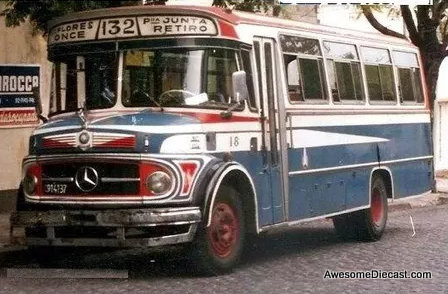 Hachette 1:43 1970 Mercedes Benz LO 1114: Argentina Bus Line 132